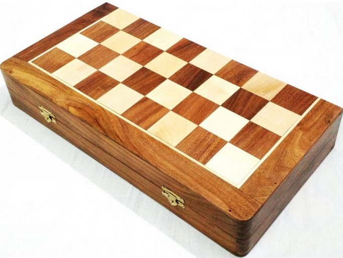 ΣΚΑΚΙΕΡΑ ΛΑΚΑ ΜΕ ΞΥΛΙΝΑ ΠΙΟΝΙΑ 45X45cm 901013 - Σκάκι στο ηλεκτρονικό ...